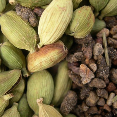 Cardamom (Elettaria cardamomum) - Organic Essential Oil – Aliksir ...